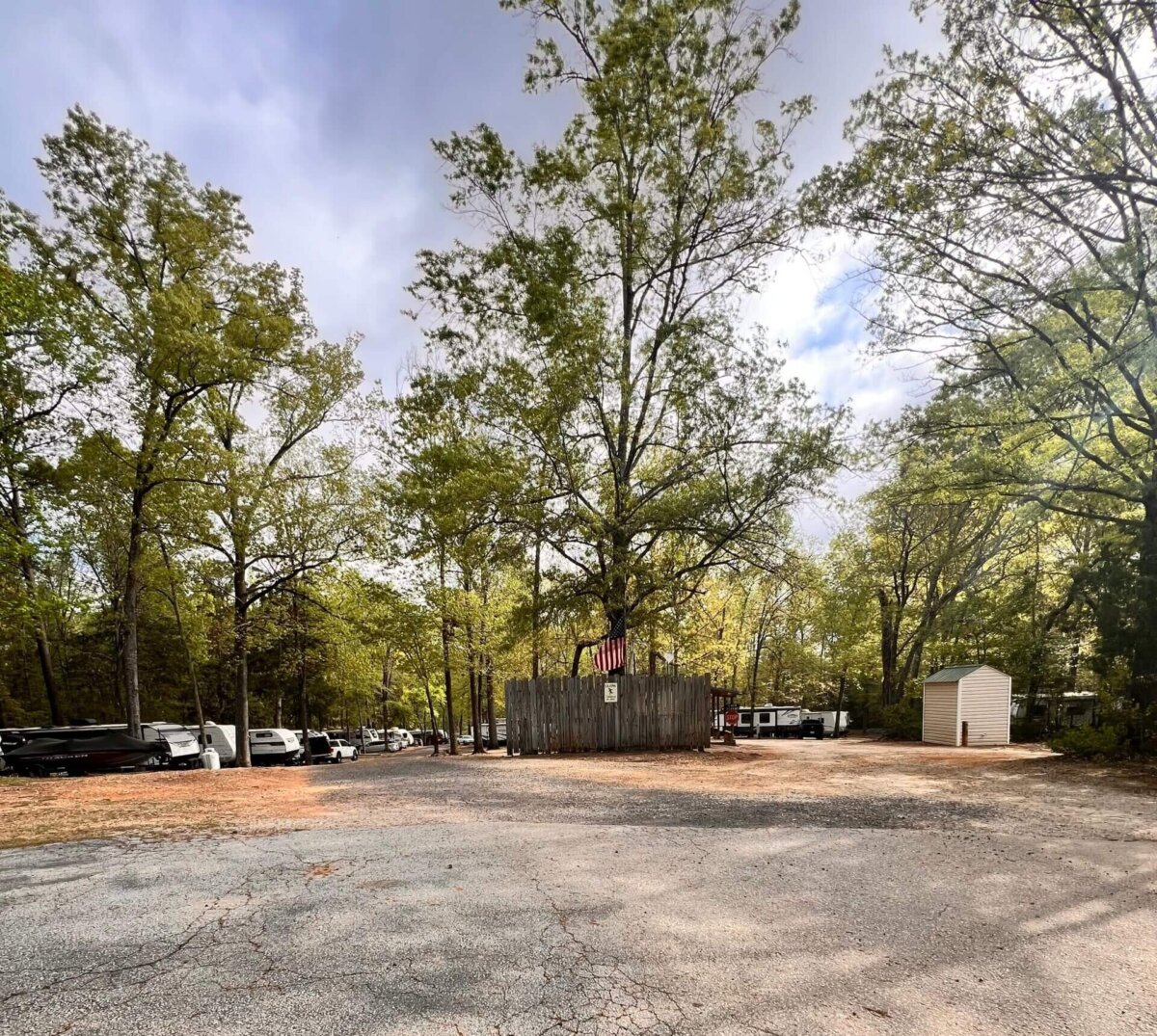 RV Park | Mohawk RV - Columbia